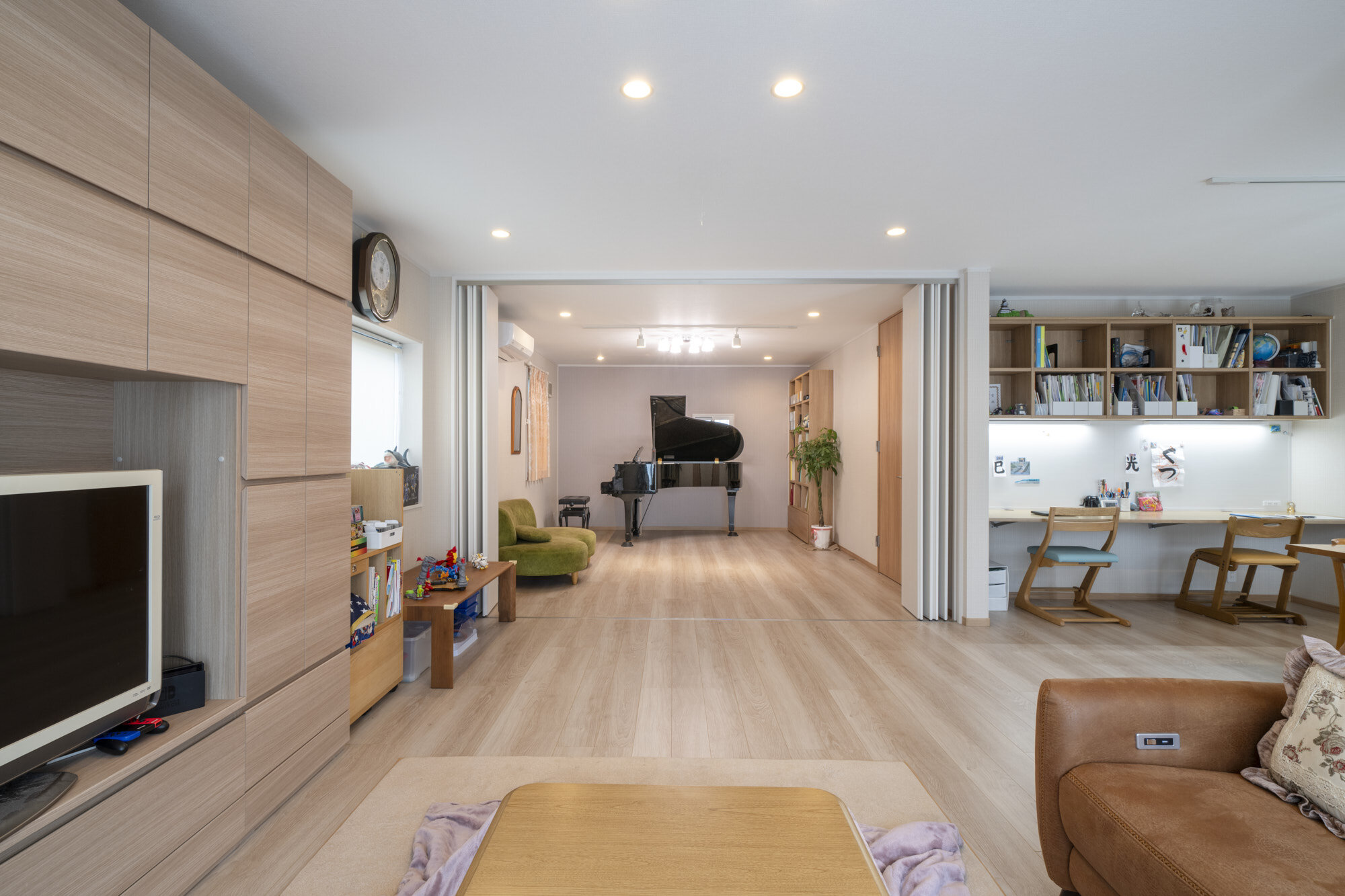 開放的なLDKとスタディコーナー。 声楽レッスン室を設けたゆとりの住まい。 - リフォームの実例集 - パナソニック ホームズ - Panasonic